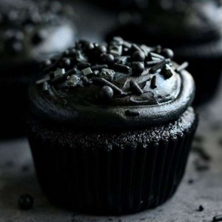 25 Black Colored Snacks That Are Tasty & Healthy – That Start With Recipes