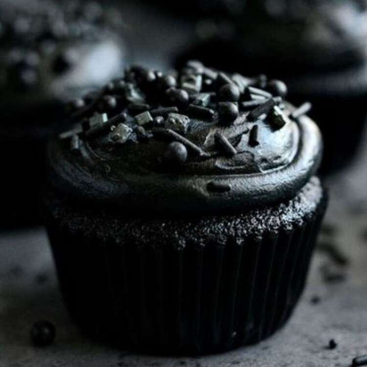25 Black Colored Snacks That Are Tasty & Healthy – That Start With Recipes